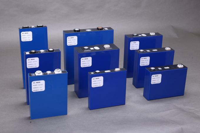 Große Batterie, Batteriespeicher des großen Umfangs, 1Mw, 1 Megawatt, 1 ...